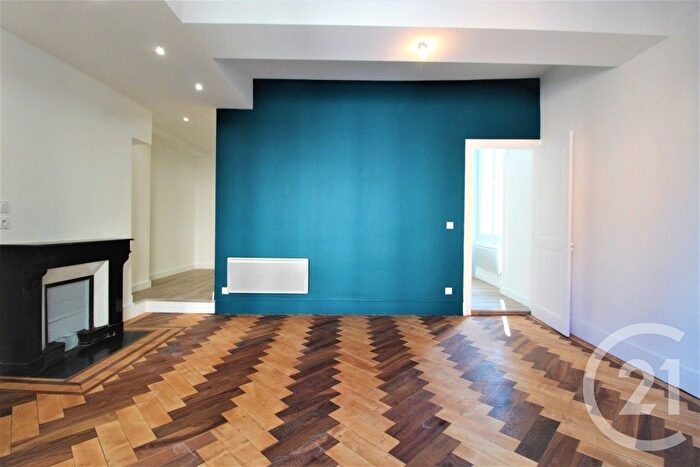 Appartement à louer - Grenoble, Centre-ville - 2 pièces - 1 chambre