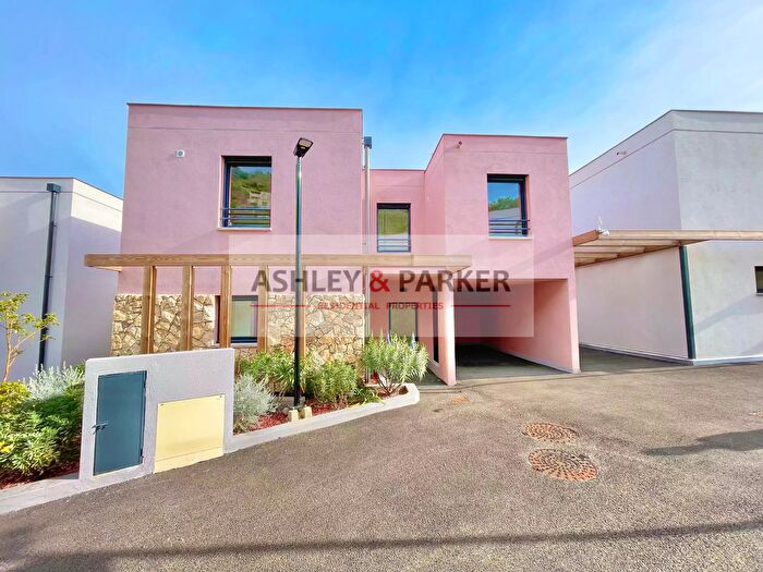 Maison à vendre - La Turbie - 4 pièces - 3 chambres