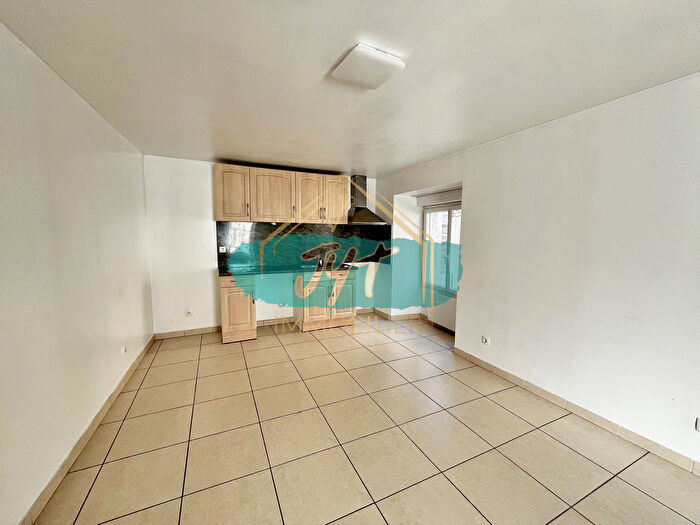 Maison 3 pièces à Fontenay-en-Parisis, à louer