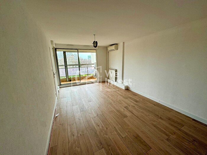 Appartement à louer - Antigone, Montpellier - 3 pièces - 2 chambres