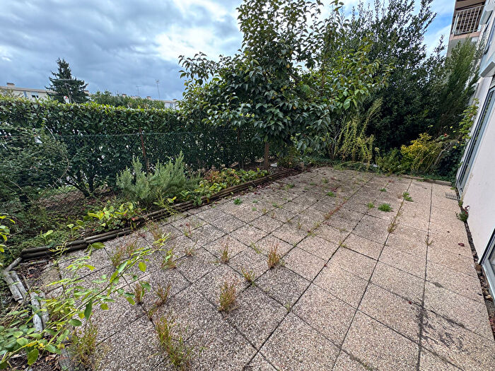 Appartement à vendre - Yerres, Bout du Monde, Camaldules, Abbaye - 3 pièces - 2 chambres