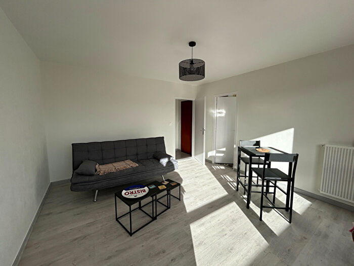 Appartement à louer - Tourlaville, Ouest - 1 pièce - 1 chambre