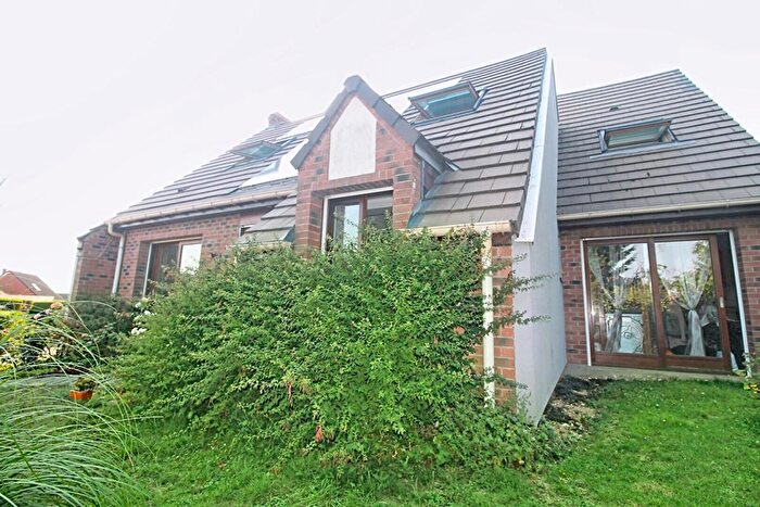 Maison 8 pièces à vendre à Guémappe