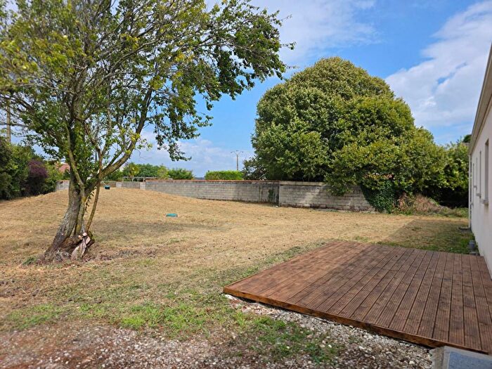 Maison à vendre - Beaugeay - 5 pièces - 3 chambres