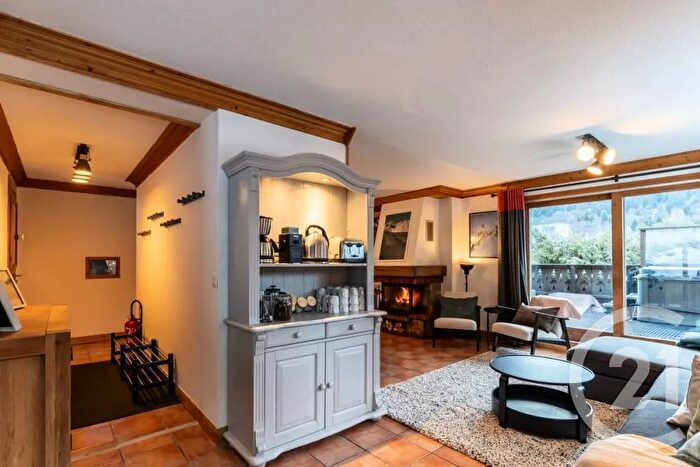 Maison à vendre - Les Allues - 10 pièces - 8 chambres