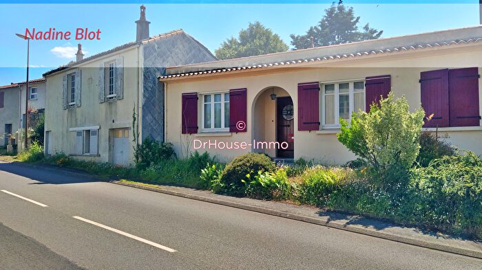 Maison 7 pièces à vendre à Saint-Fiacre-sur-Maine