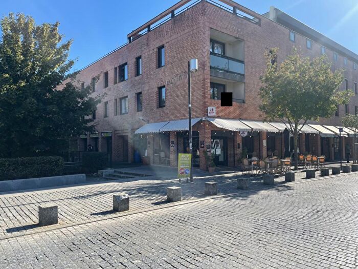 Appartement à vendre - Évry, Centre-ville - 3 pièces - 2 chambres