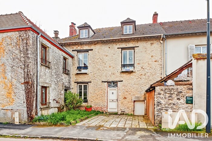Maison 7 pièces à vendre à Chenoise
