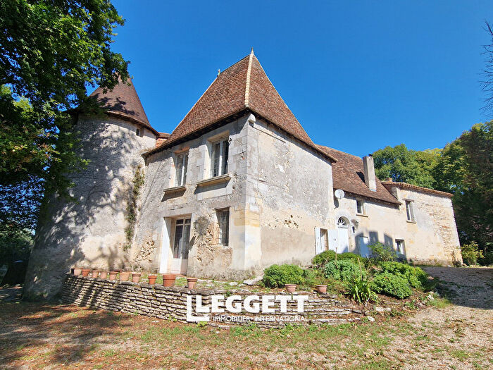 Savignac-de-l'Isle : Maison 8 pièces à vendre