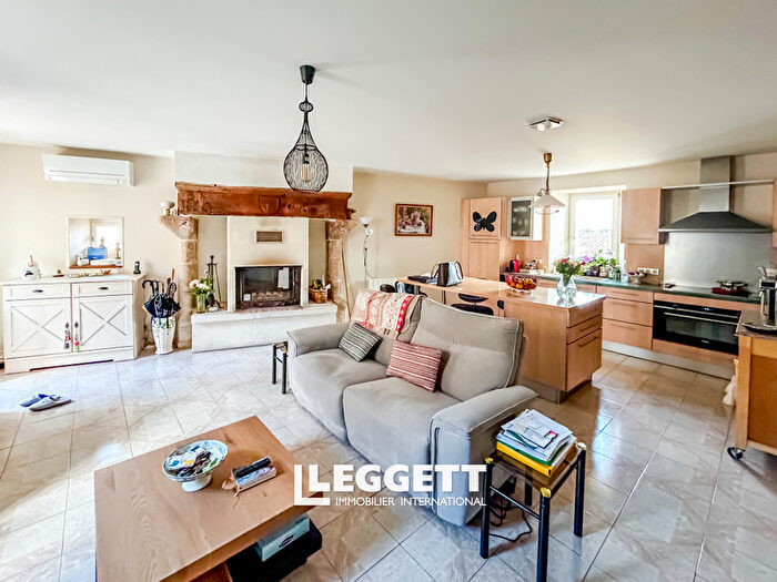 Maison à vendre - Saint-Astier - 11 pièces - 7 chambres