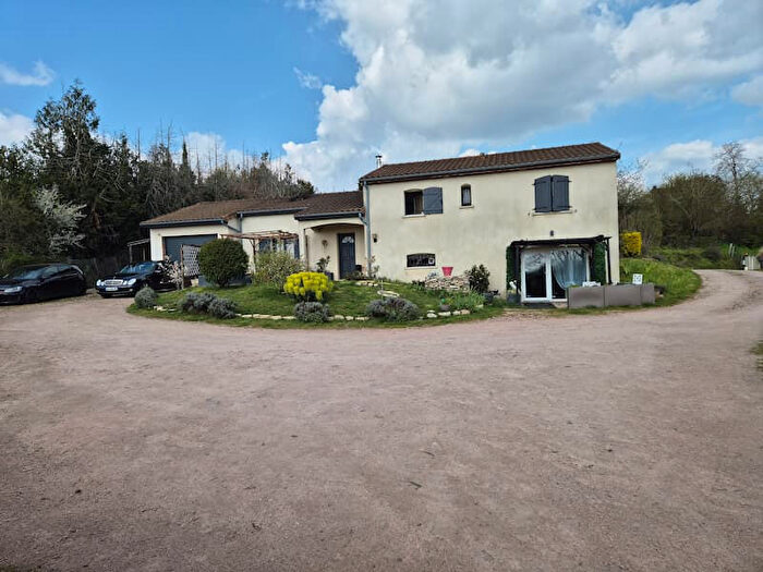 Maison à vendre - Saint-Eusèbe - 6 pièces - 4 chambres