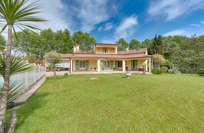 Maison à vendre - Canohès - 6 pièces - 5 chambres