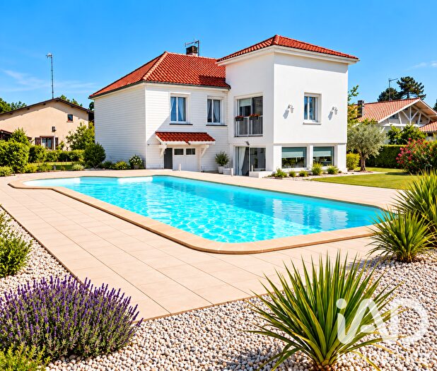 Arès - Maison 6 pièces à vendre