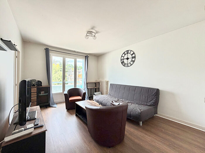 Saint-Étienne, Solaure, Croix de l'Orme, Le Mont, La Jomayère : Appartement 4 pièces à vendre