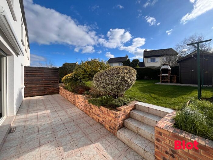 Maison à vendre - Saint-Armel - 4 pièces - 3 chambres