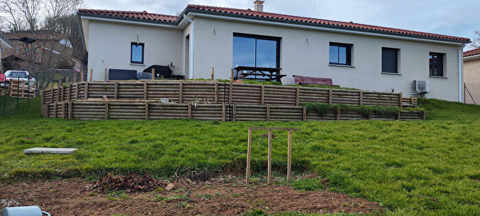 Maison à vendre - Saint-Laurent-de-Chamousset - 5 pièces - 4 chambres