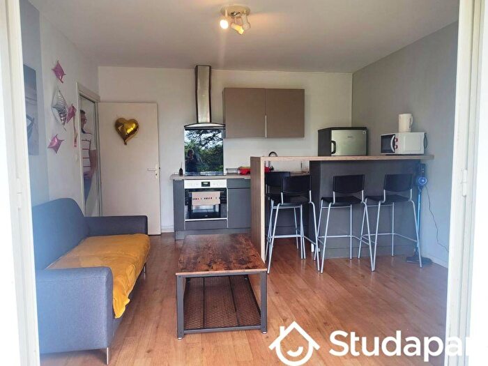 Appartement à louer - Villejean-Beauregard, Rennes - 1 pièce - 4 chambres