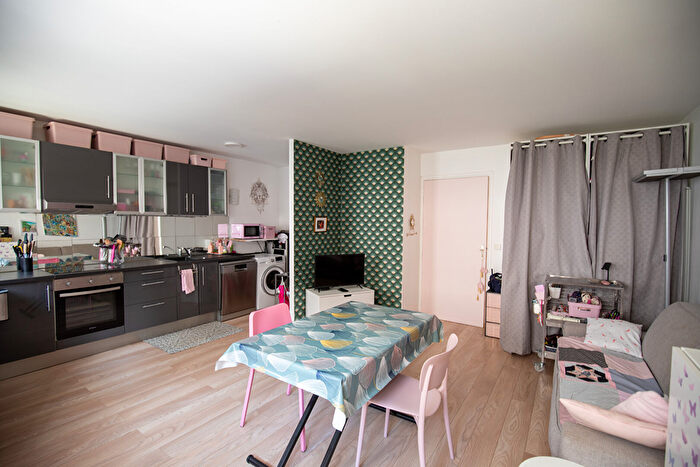 Appartement 2 pièces à vendre à Clamart, Centre-ville