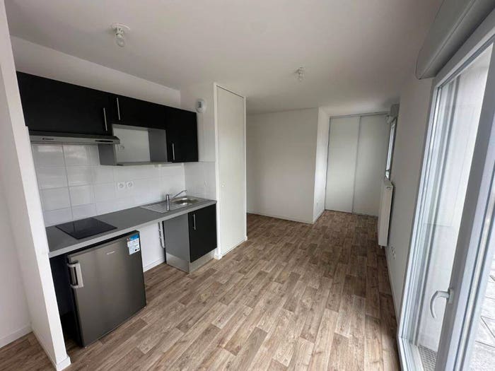 Appartement 2 pièces à louer à Faubourg Saint Catherine-Faubourg de Paris-Le Vignole, Valenciennes