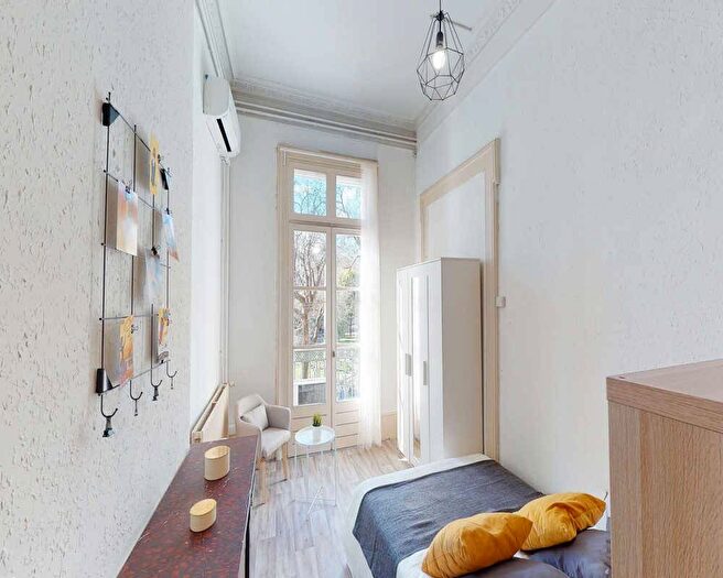 Appartement 6 pièces à Gares, Montpellier, à louer