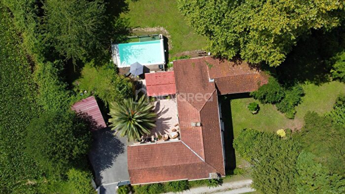 Maison à vendre - Saubrigues - 7 pièces - 4 chambres