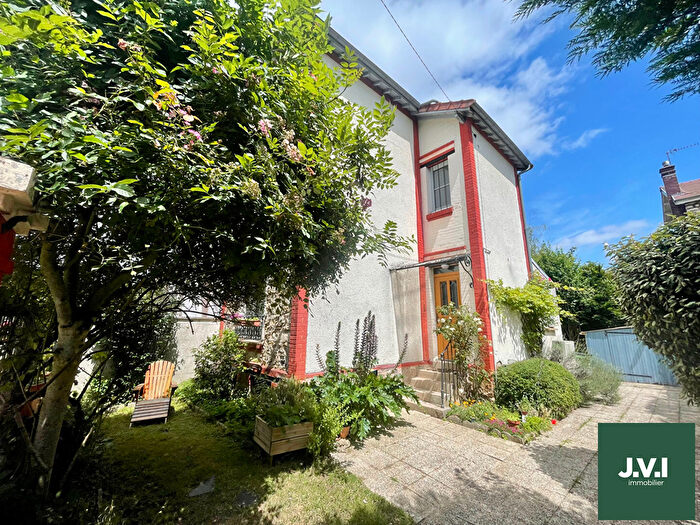 Maison 6 pièces à vendre à Montmorency, Centre Montmorency