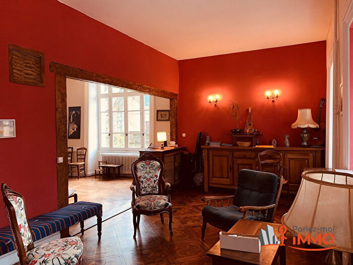 Maison à vendre - Saint-Genix-sur-Guiers - 10 pièces - 6 chambres