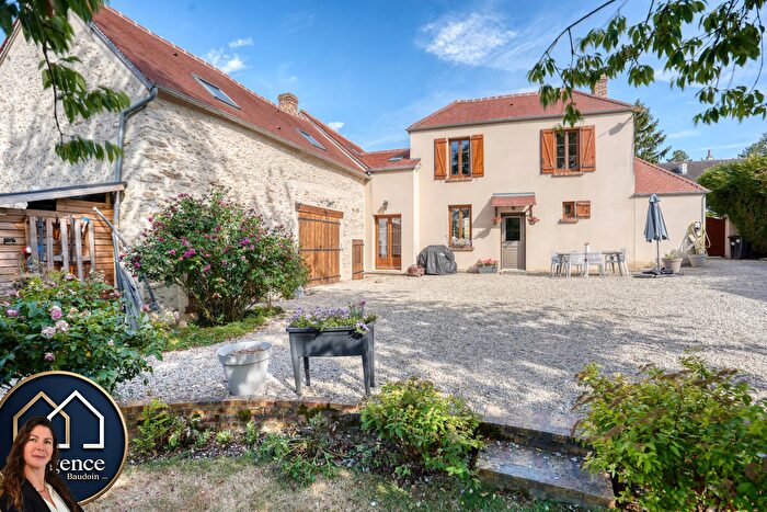 Maison 5 pièces à vendre à Auneau