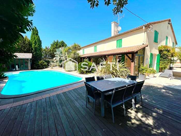 Maison à vendre - Sainte-Bazeille - 7 pièces - 5 chambres