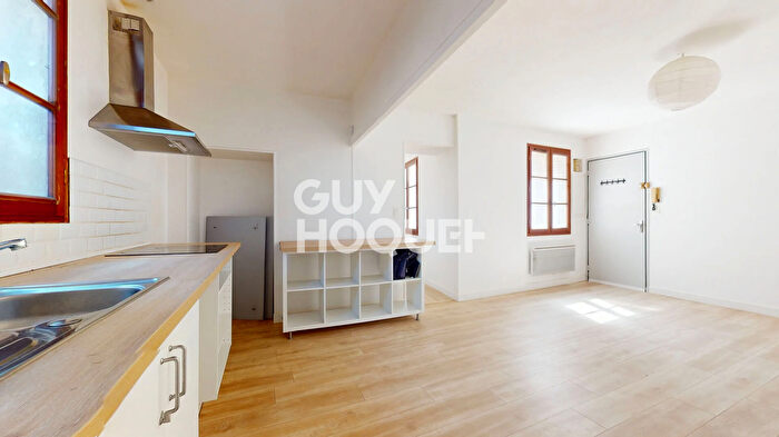 L'Isle-sur-la-Sorgue, Centre-ville : Appartement 2 pièces à vendre