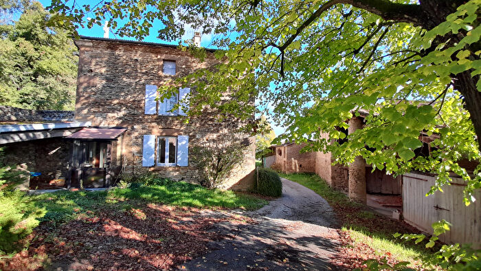 Maison à vendre - Saint-Martin-dAoût - 5 pièces - 4 chambres