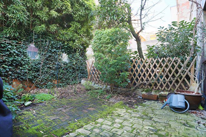 Maison à vendre - Bagnolet, Les Coutures - 5 pièces - 4 chambres