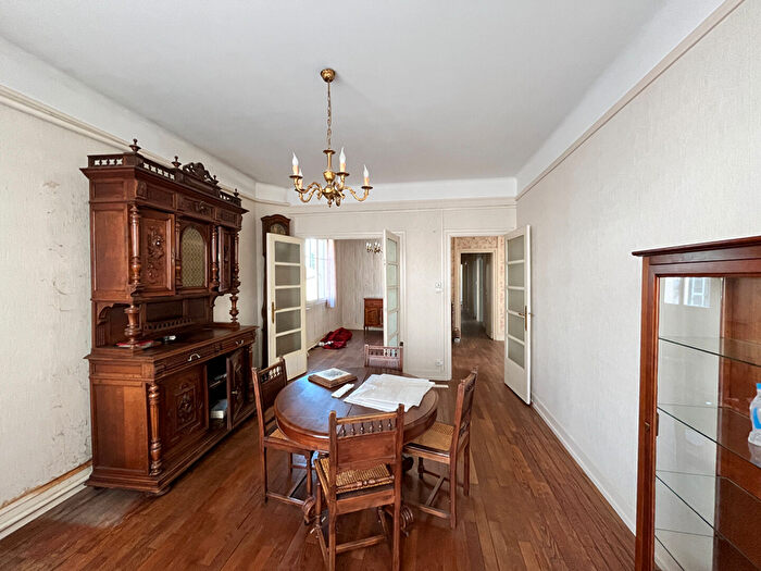 Appartement à vendre - Bourges, Centre-ville, Charlet, Lahitolle, Pignoux, Sembat - 5 pièces - 4 chambres