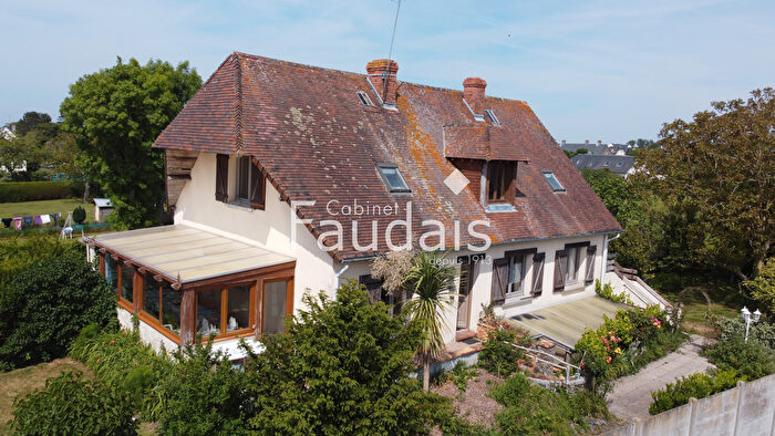 Maison à vendre - Blainville-sur-Mer - 8 pièces - 6 chambres