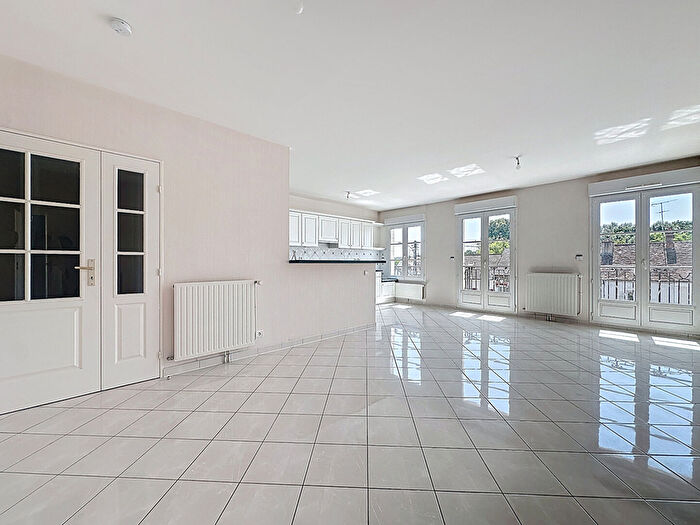 Appartement à vendre - Saint-Fargeau-Ponthierry - 4 pièces - 2 chambres