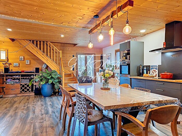 Maison à vendre - Latour-de-Carol - 7 pièces - 4 chambres