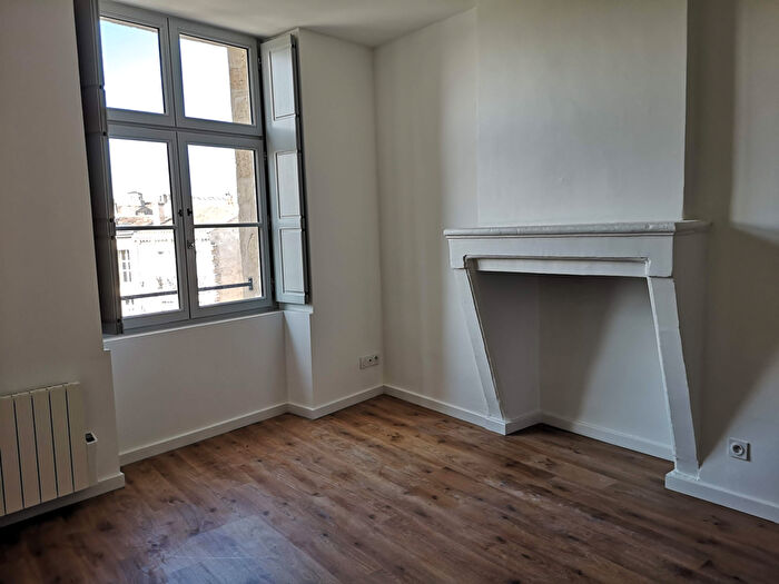Appartement à louer - Bordeaux, Capucins, Saint-Michel - 1 pièce