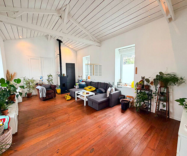 Maison à vendre - Agen, Les Pins, Henri Barbusse - 6 pièces - 4 chambres