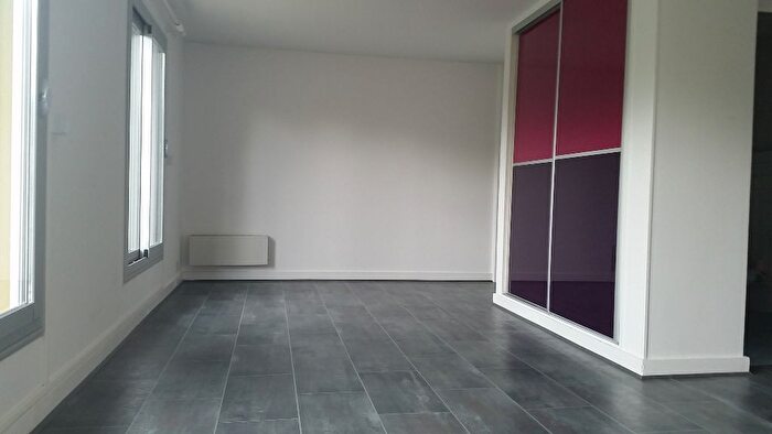 Appartement à louer - Nevers, Eduens Montapins - 1 pièce