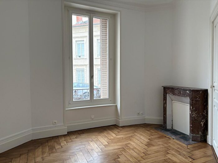 Appartement 2 pièces à louer à Nancy, Poincaré, Foch, Anatole France, Croix de Bourgogne