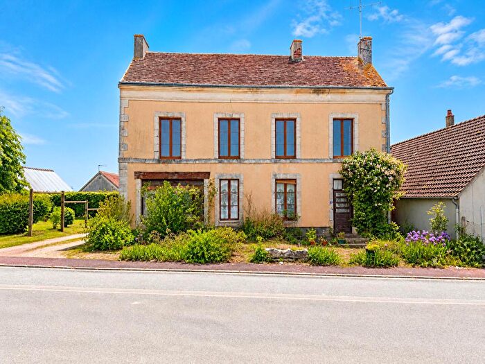 Maison 8 pièces à vendre - Contilly