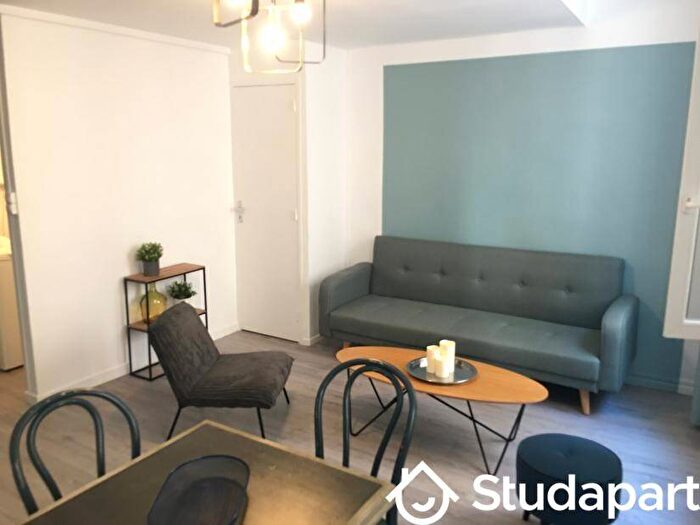 Appartement à louer - Les Grandes Carmes, Marseille ème arrondissement - 2 pièces - 1 chambre