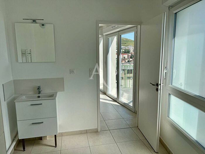Appartement à louer - Ilot Er Mai, Clermont-Ferrand - 1 pièce