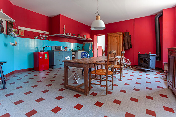 Maison à vendre - Thoiry - 8 pièces - 4 chambres