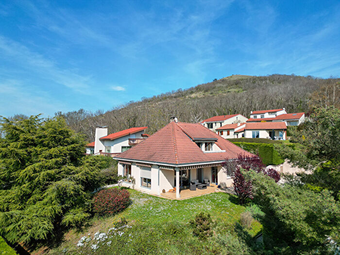 Maison à vendre - Mezel - 5 pièces - 4 chambres