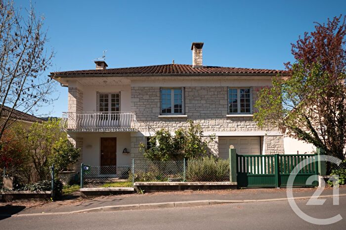 Maison à vendre - Souillac - 6 pièces - 3 chambres