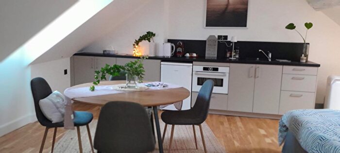 Appartement 1 pièce à louer à Orléans, Châtelet