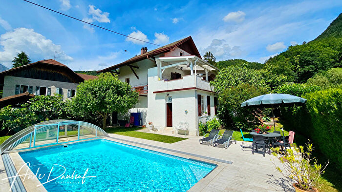 Maison 6 pièces à vendre - Cluses, Centre-ville