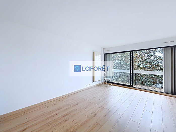 Appartement 3 pièces à Créteil, Bas du Mont-Mesly, à vendre