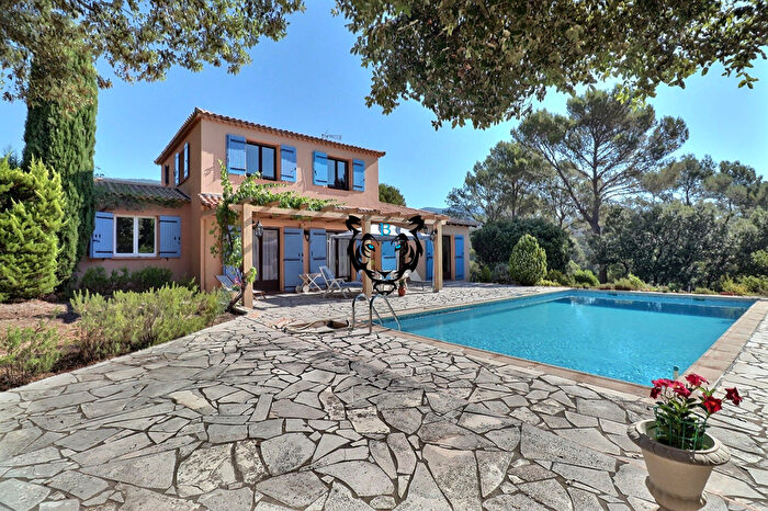 Maison 5 pièces à Roquebrune-sur-Argens, La Bouverie, à vendre